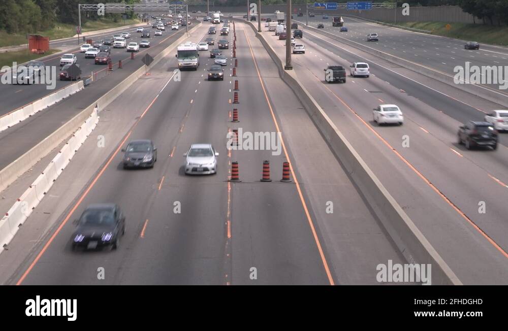 Summer heatwave causing highway pavement to buckle in Toronto Stock ...