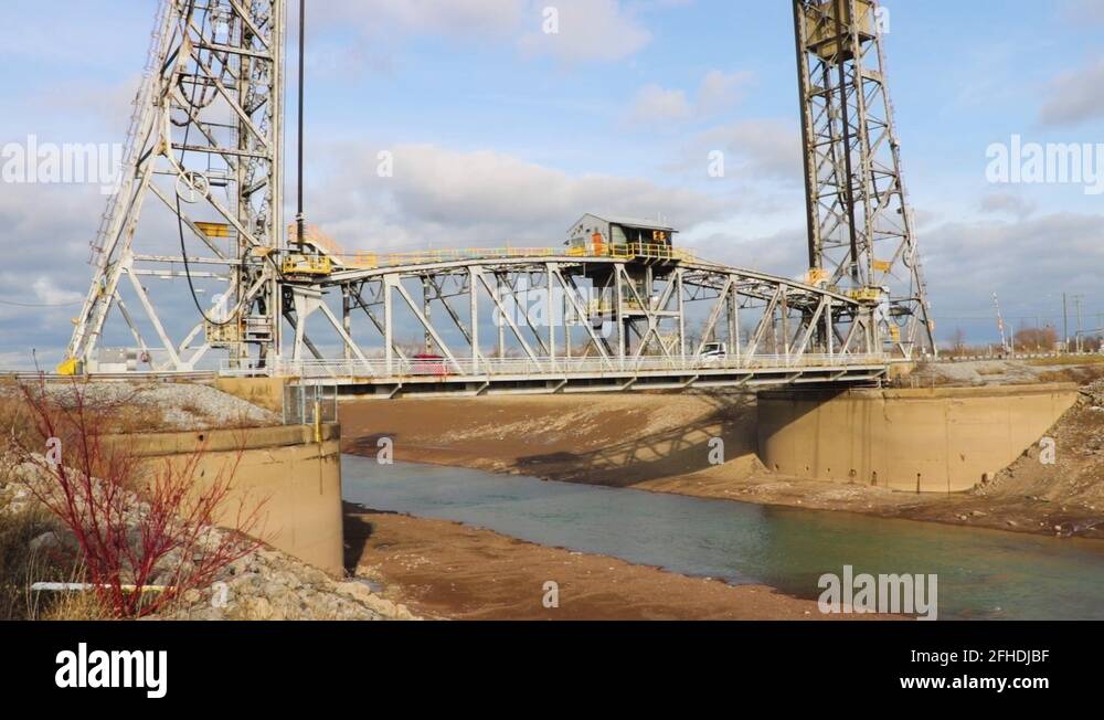 Welland canal bridge Stock Videos & Footage - HD and 4K Video Clips - Alamy