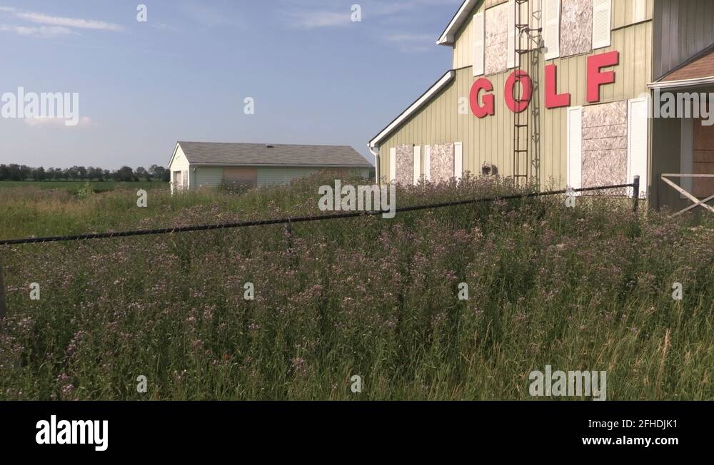 Closed golf course Stock Videos & Footage - HD and 4K Video Clips - Alamy