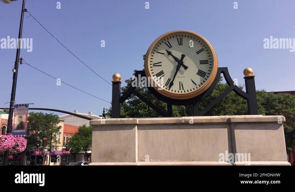 Town centerpiece Stock Videos & Footage - HD and 4K Video Clips - Alamy