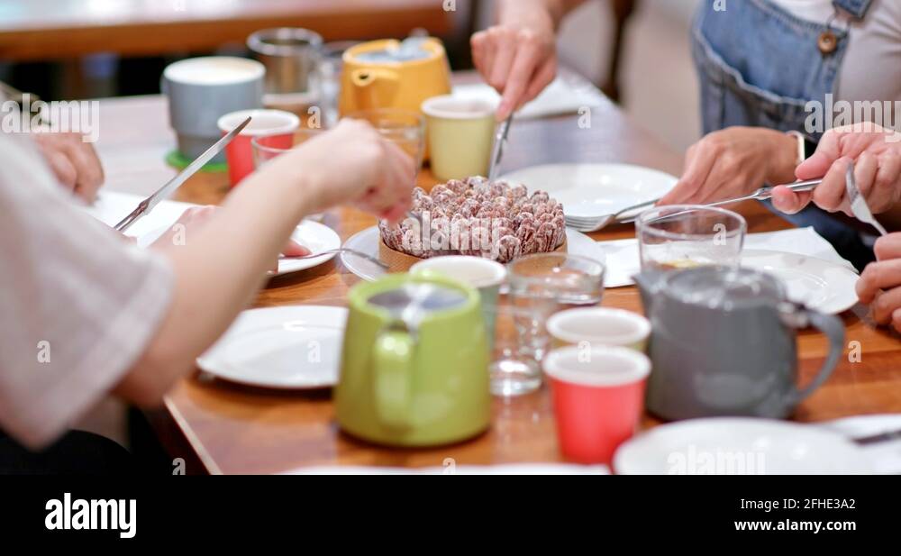 Family cake shop Stock Videos & Footage - HD and 4K Video Clips - Alamy