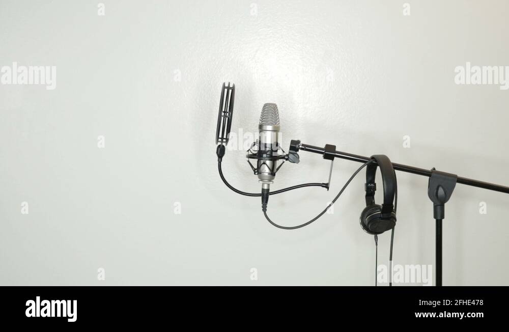 White backg Stock Videos & Footage - HD and 4K Video Clips - Alamy