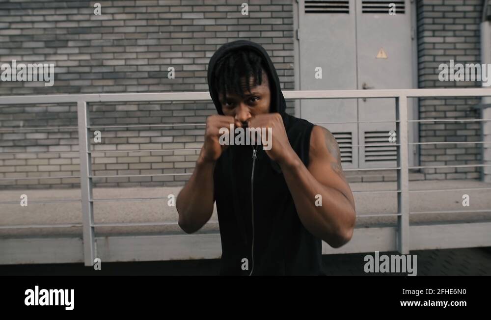 Boxing claw Stock Videos & Footage - HD and 4K Video Clips - Alamy