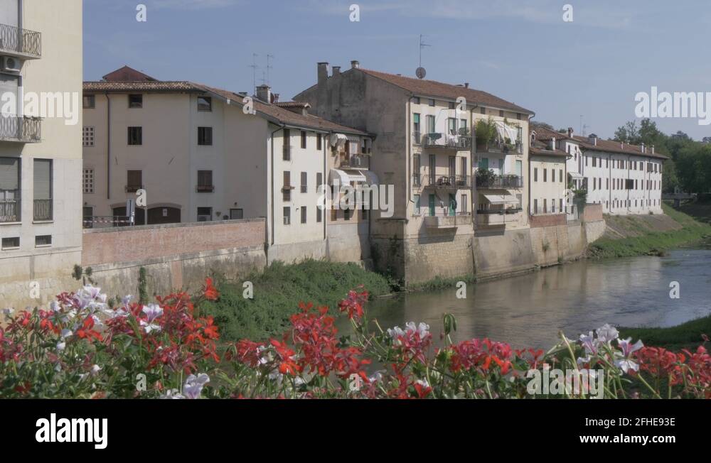 Pan degli angeli Stock Videos & Footage - HD and 4K Video Clips - Alamy