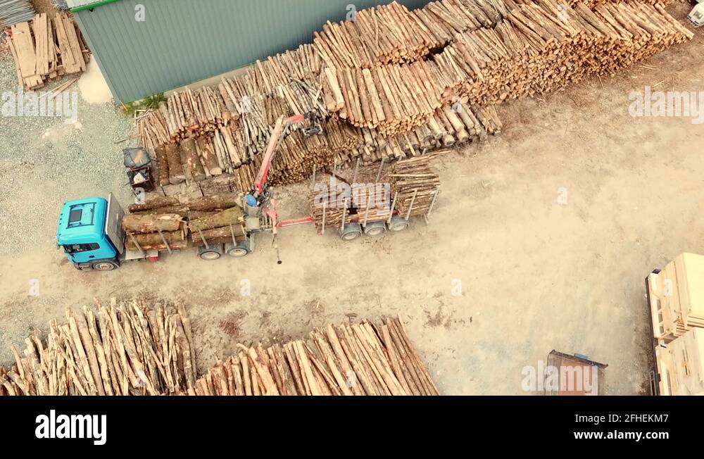 Loading truck lorry Stock Videos & Footage - HD and 4K Video Clips - Alamy