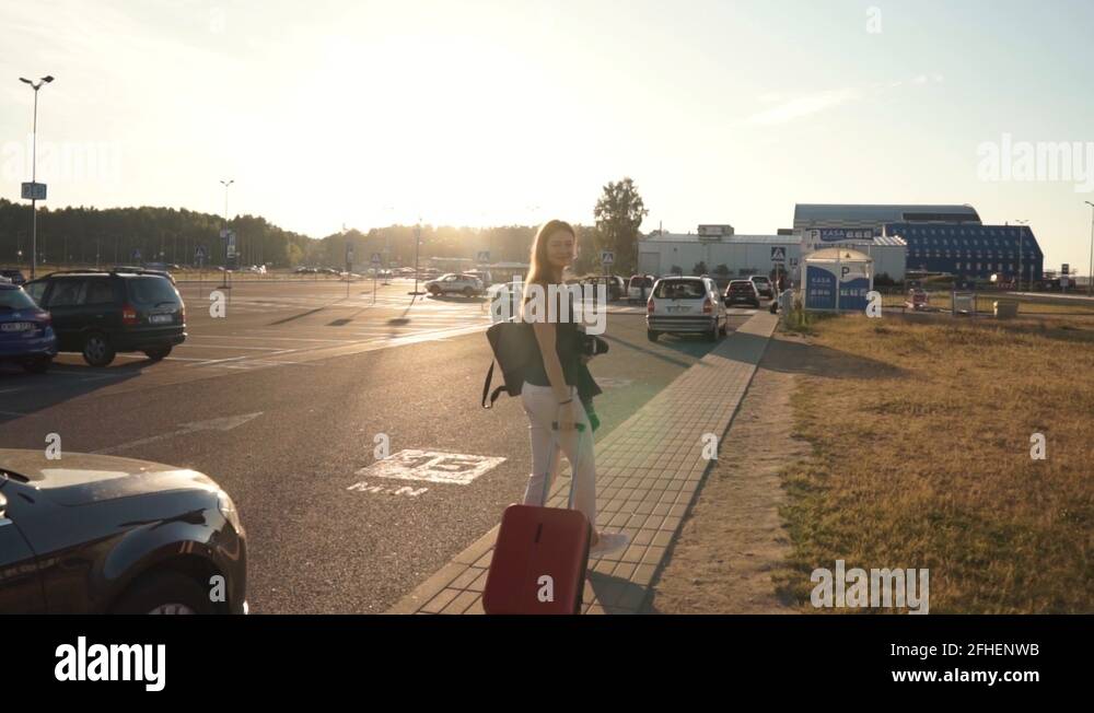 Red goodbye Stock Videos & Footage - HD and 4K Video Clips - Alamy