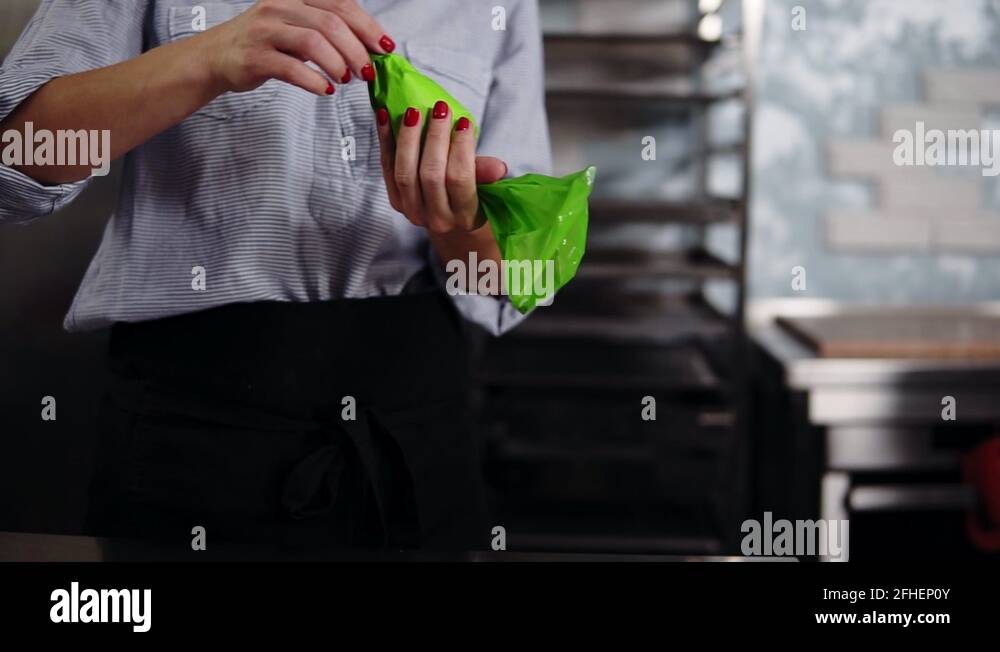 Green pastry Stock Videos & Footage - HD and 4K Video Clips - Alamy