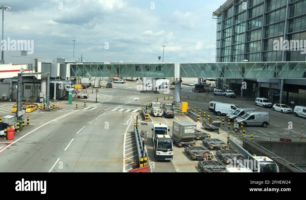 Heathrow airport Stock Videos & Footage - HD and 4K Video Clips - Alamy