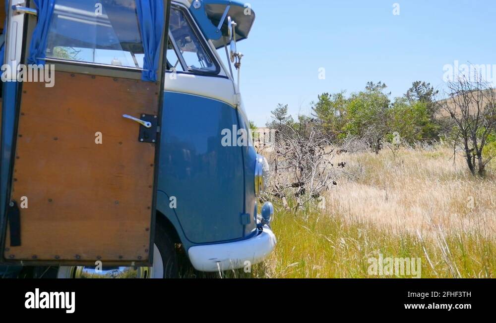 Vw combi Stock Videos & Footage - HD and 4K Video Clips - Alamy