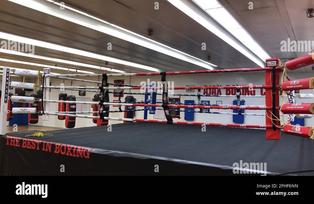Boxing ring empty Stock Videos & Footage - HD and 4K Video Clips - Alamy