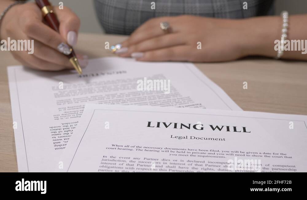 Signing a will Stock Videos & Footage - HD and 4K Video Clips - Alamy