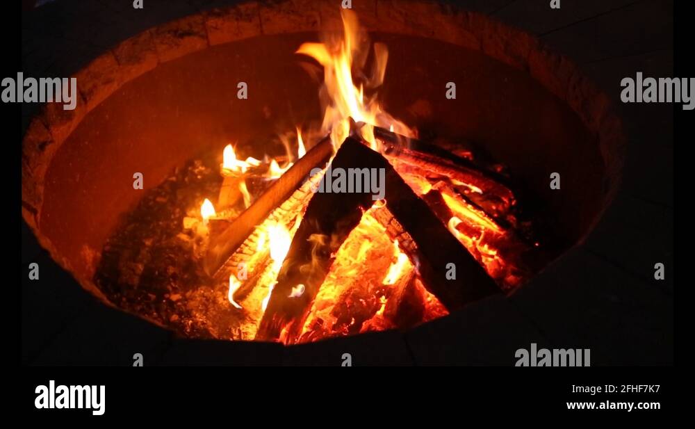 Cabin fire night Stock Videos & Footage - HD and 4K Video Clips - Alamy