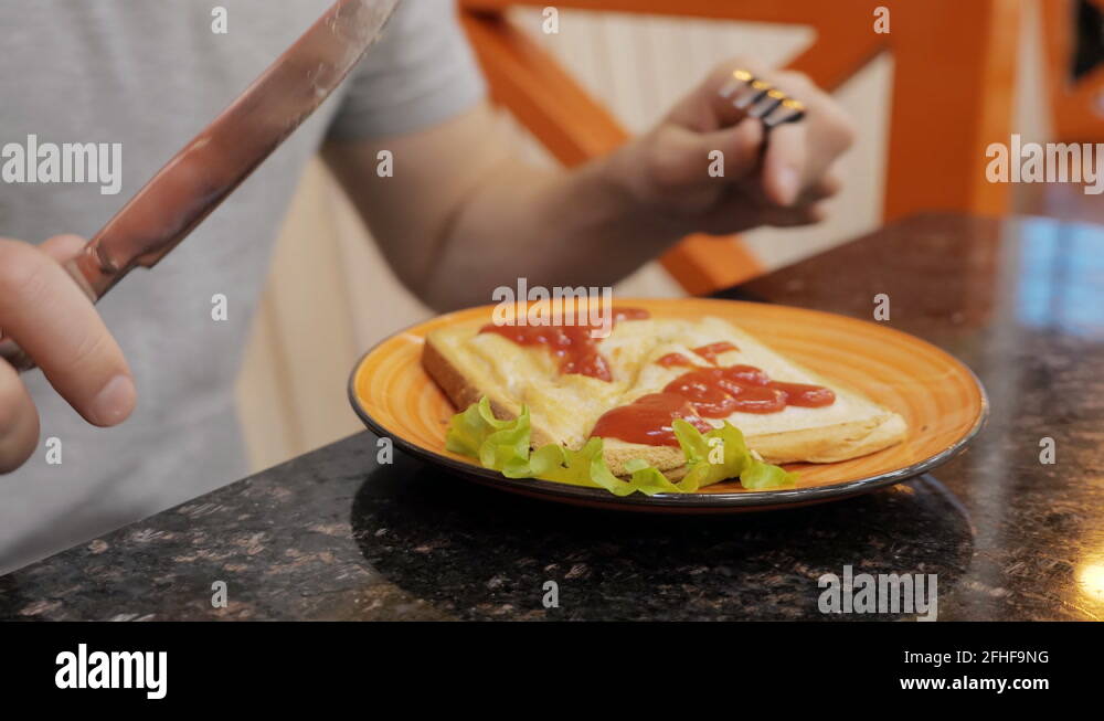 Sandwich break Stock Videos & Footage - HD and 4K Video Clips - Alamy