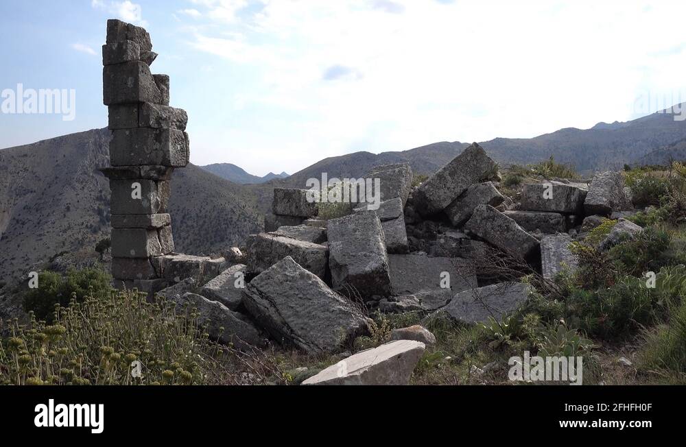 Huge bricks Stock Videos & Footage - HD and 4K Video Clips - Alamy