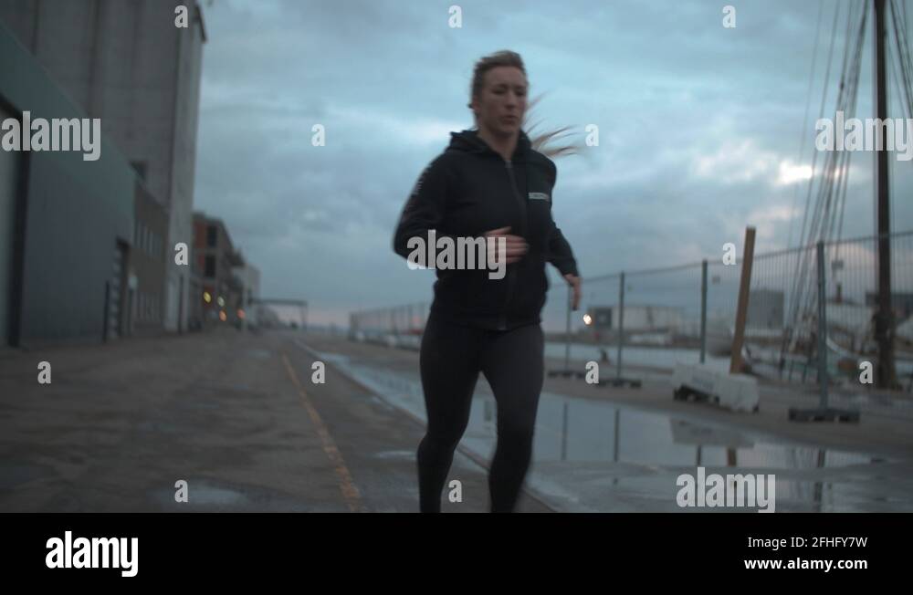 Pushing her self Stock Videos & Footage - HD and 4K Video Clips - Alamy