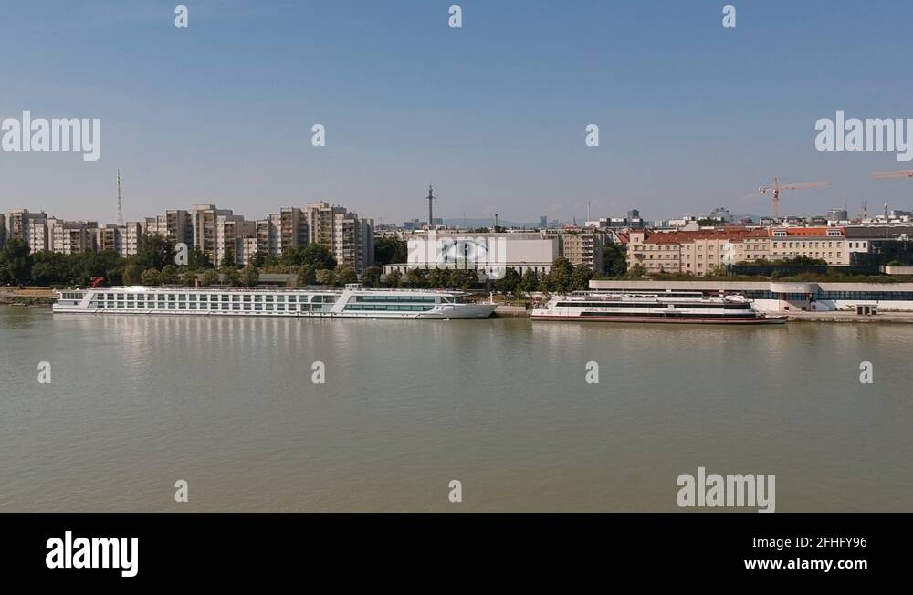 Marina vienna Stock Videos & Footage - HD and 4K Video Clips - Alamy