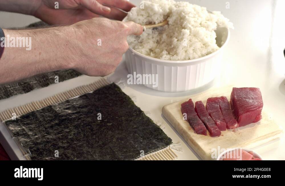 Scooping paper Stock Videos & Footage - HD and 4K Video Clips - Alamy