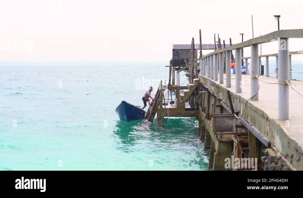 Man dock Stock Videos & Footage - HD and 4K Video Clips - Alamy
