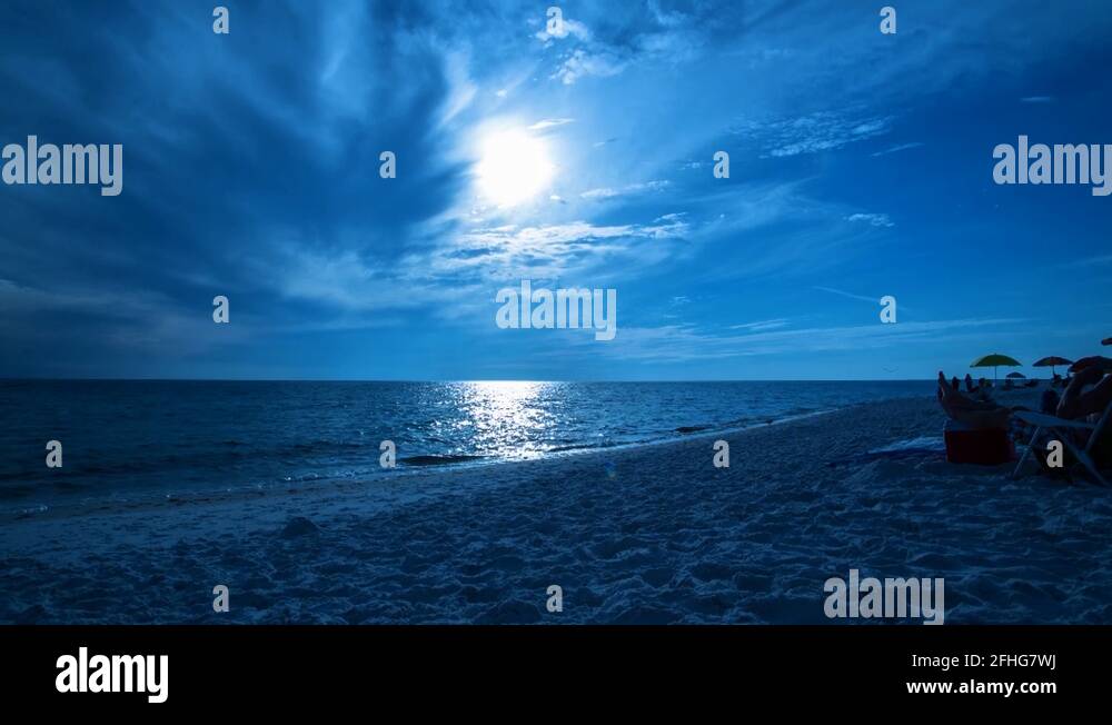 Monochromatic sunset Stock Videos & Footage - HD and 4K Video Clips - Alamy