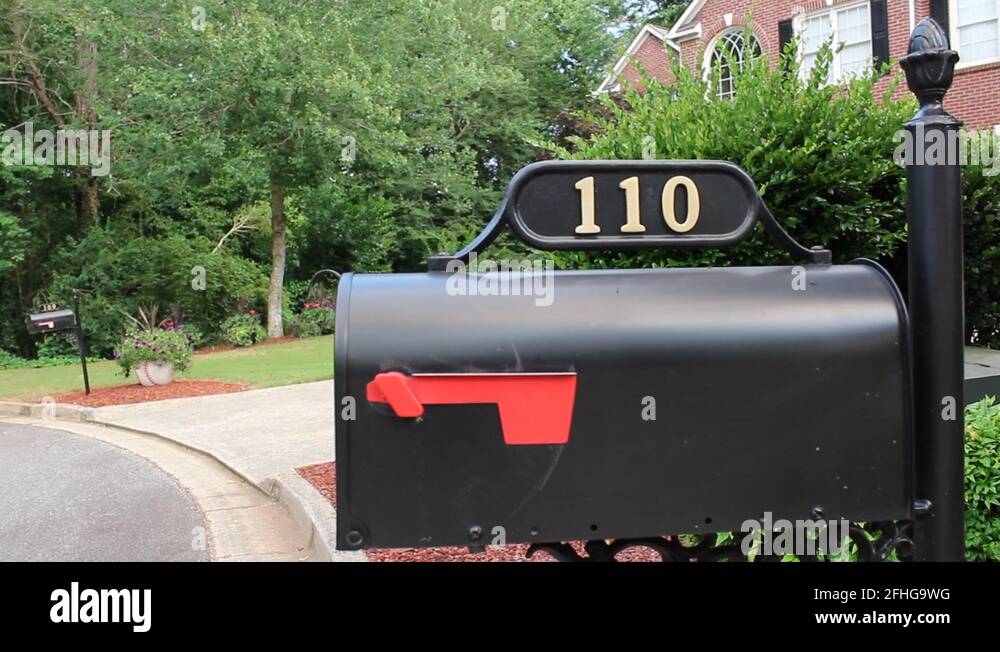 Man opening mailbox Stock Videos & Footage - HD and 4K Video Clips - Alamy