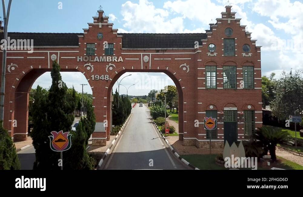 Town gate of city Stock Videos & Footage - HD and 4K Video Clips - Alamy