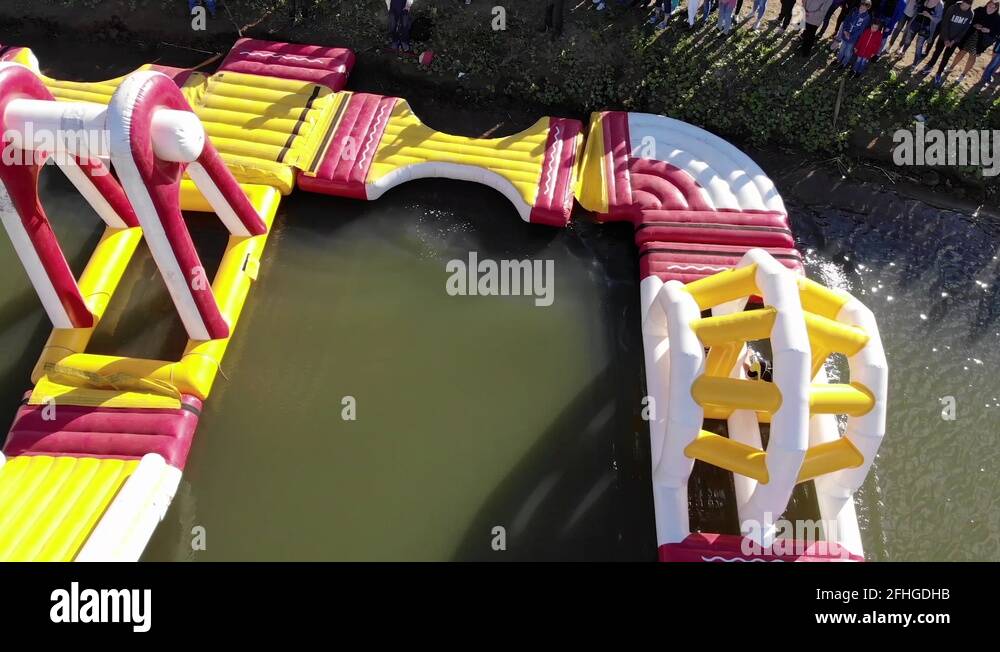 Come running Stock Videos & Footage - HD and 4K Video Clips - Alamy