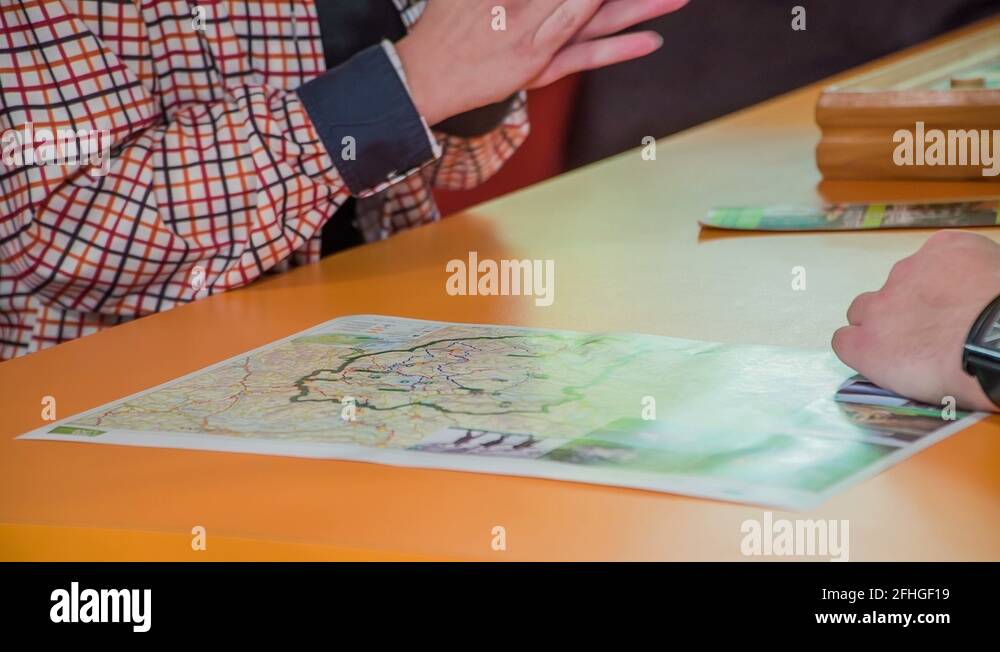 Throw a dice Stock Videos & Footage - HD and 4K Video Clips - Alamy