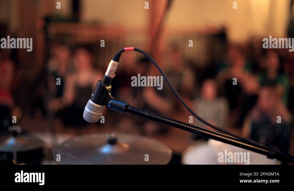 Folk dancing band Stock Videos & Footage - HD and 4K Video Clips - Alamy