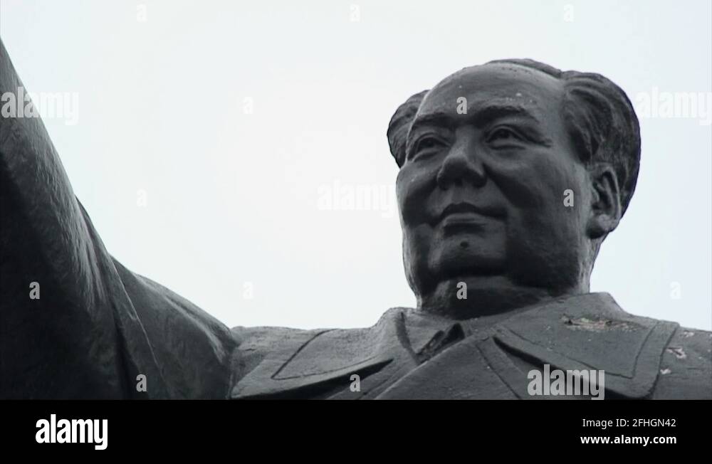 Full body sculpture Stock Videos & Footage - HD and 4K Video Clips - Alamy