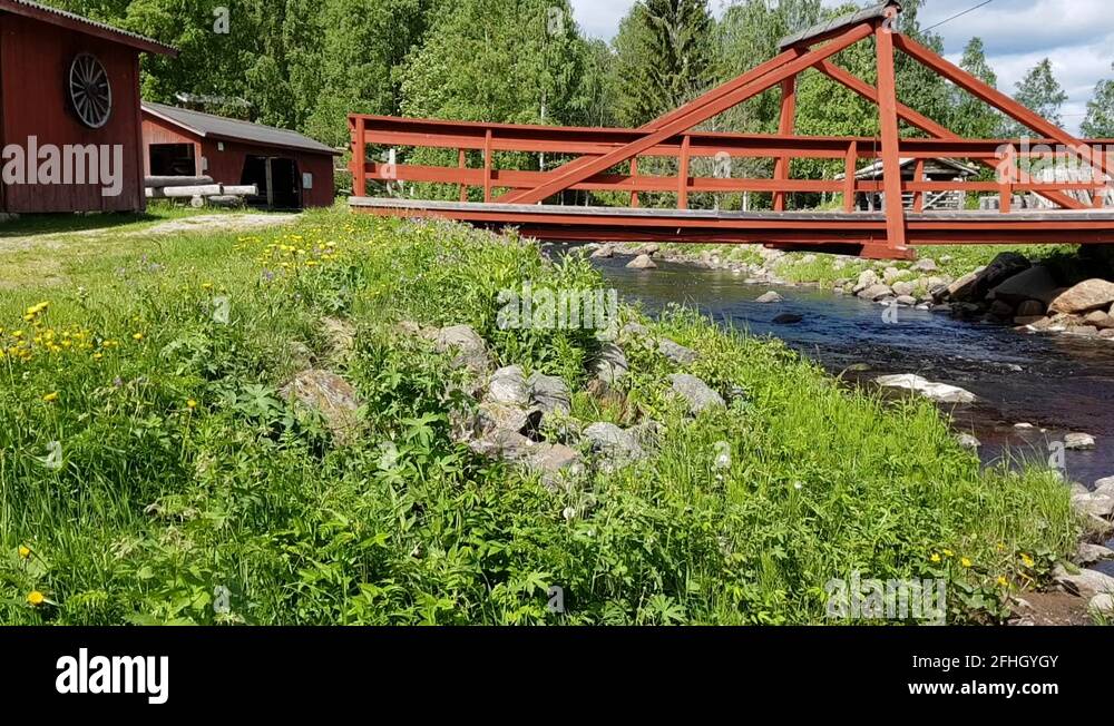 Red bridge Stock Videos & Footage - HD and 4K Video Clips - Alamy