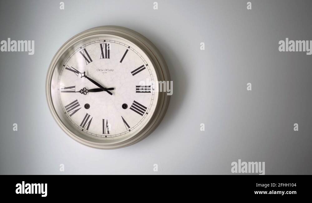 Roman numerals clock Stock Videos & Footage - HD and 4K Video Clips - Alamy