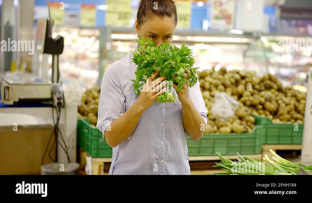 Herbs cart Stock Videos & Footage - HD and 4K Video Clips - Alamy