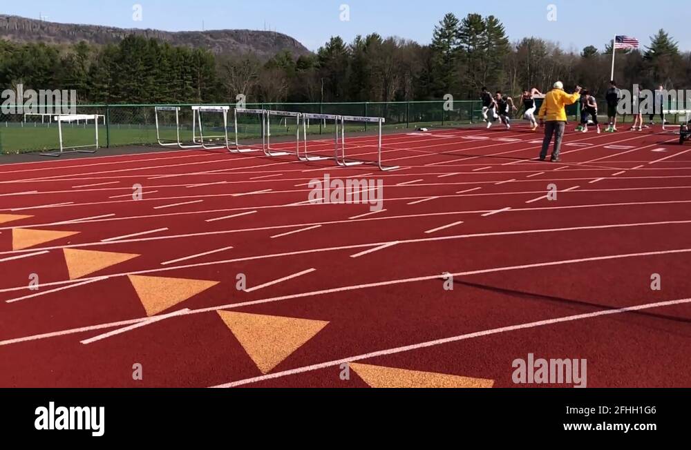 Track and field team Stock Videos & Footage - HD and 4K Video Clips - Alamy