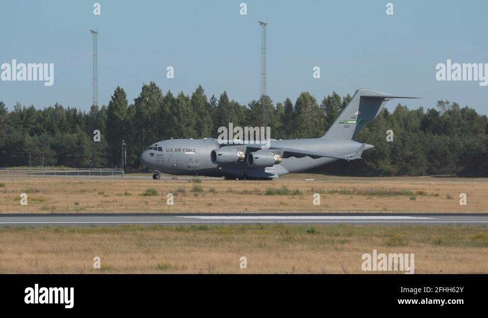 Boeing c17 Stock Videos & Footage - HD and 4K Video Clips - Alamy