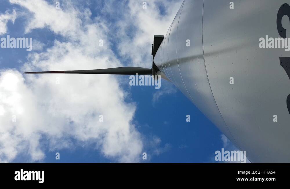 Turning turbine Stock Videos & Footage - HD and 4K Video Clips - Alamy