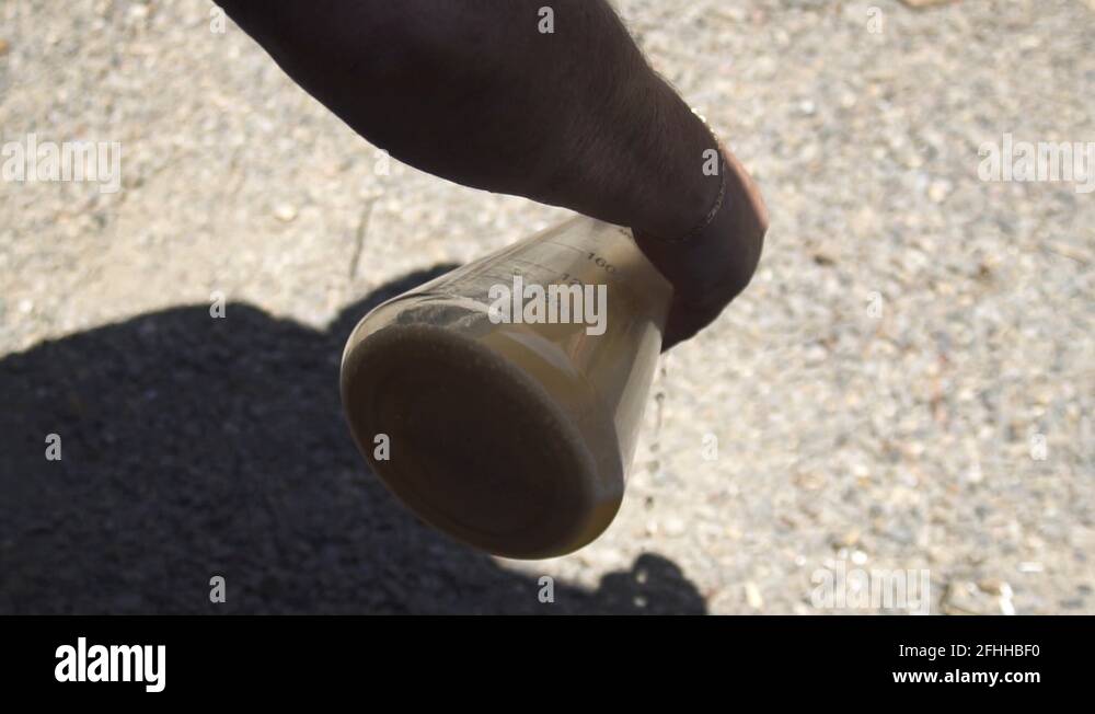 Beaker cooking Stock Videos & Footage - HD and 4K Video Clips - Alamy