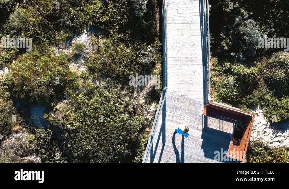 Walk way Stock Videos & Footage - HD and 4K Video Clips - Alamy