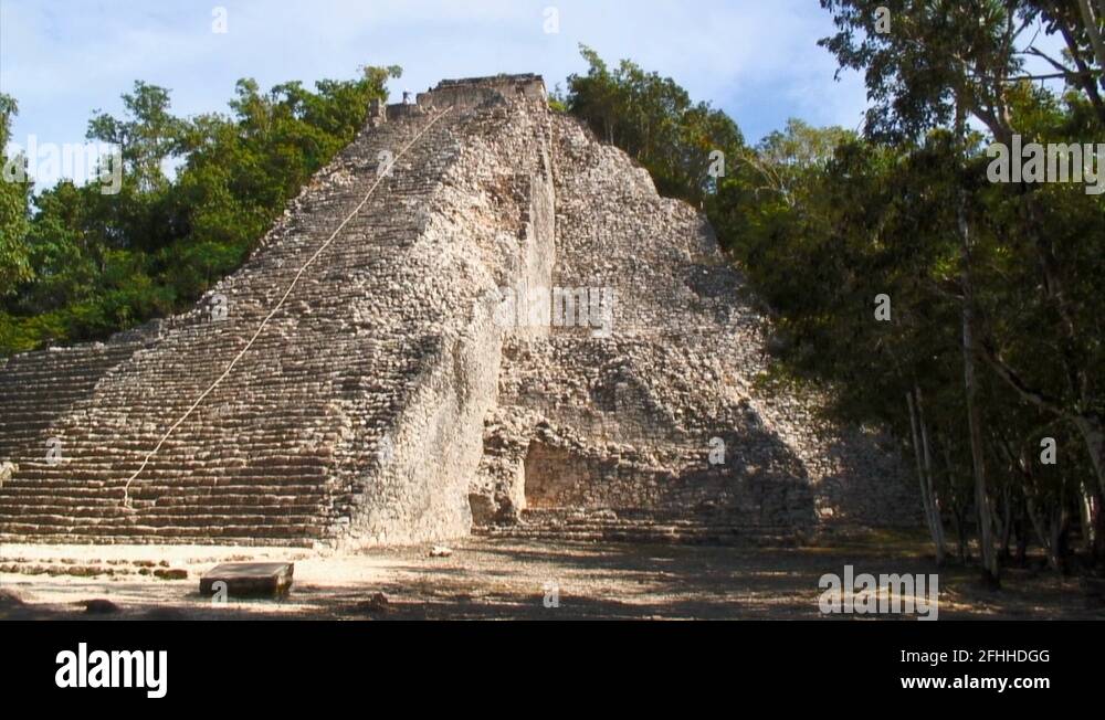 Mayan artifacts Stock Videos & Footage - HD and 4K Video Clips - Alamy