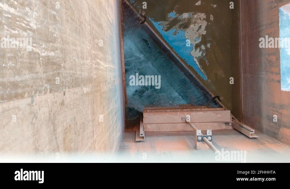 Control water flow Stock Videos & Footage - HD and 4K Video Clips - Alamy