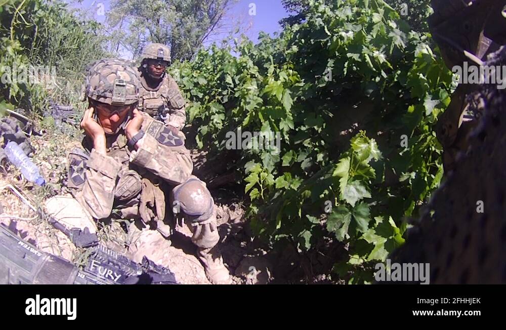 US Army 2nd infantry division scout Recon platoon disposed IED with c4 ...