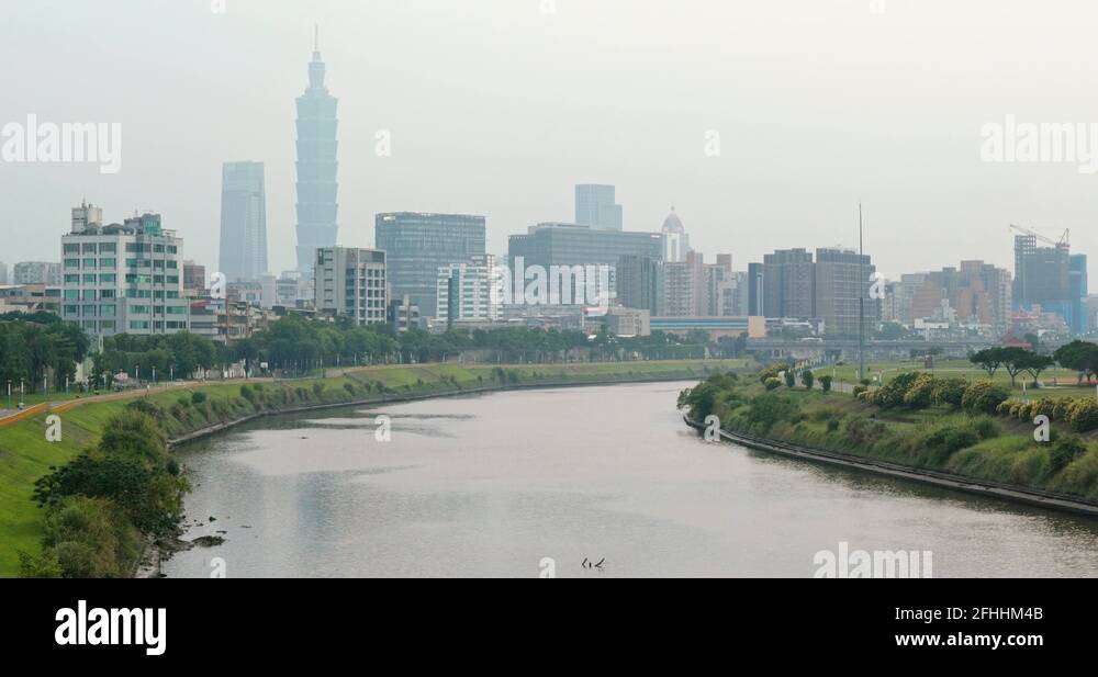 Taipei city, Taiwan, 27 May 2018:- Air pollution in Taipei city Stock ...