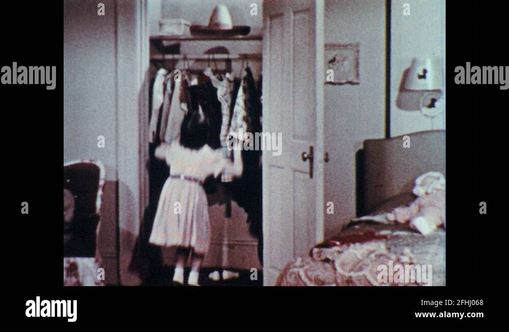 Grab your hat Stock Videos & Footage - HD and 4K Video Clips - Alamy