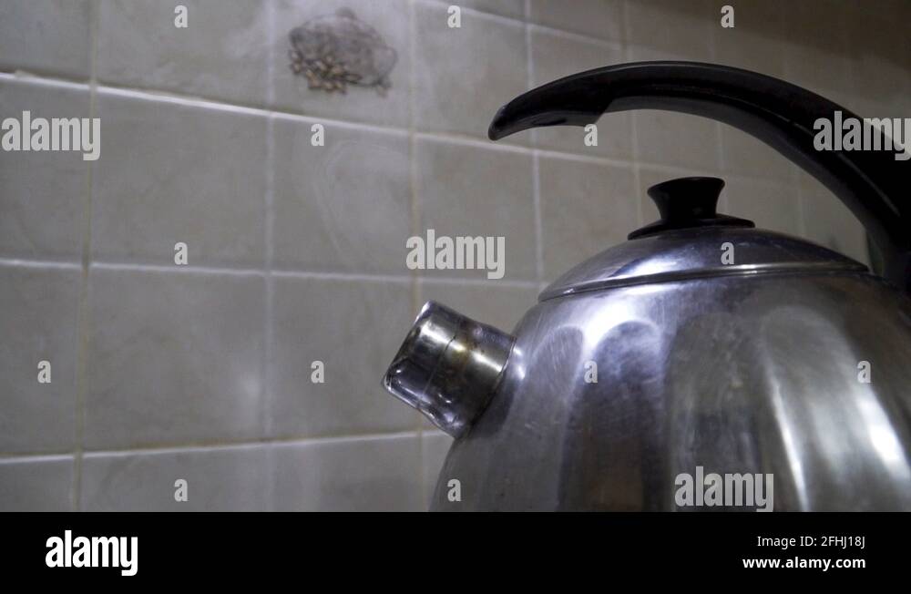 Kettle steam boiling Stock Videos & Footage - HD and 4K Video Clips - Alamy