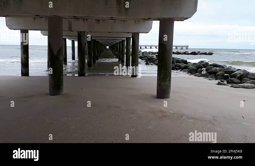 Under sea bridge Stock Videos & Footage - HD and 4K Video Clips - Alamy