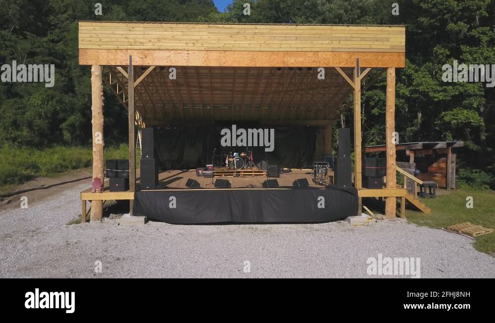 Empty wooden stage Stock Videos & Footage - HD and 4K Video Clips - Alamy