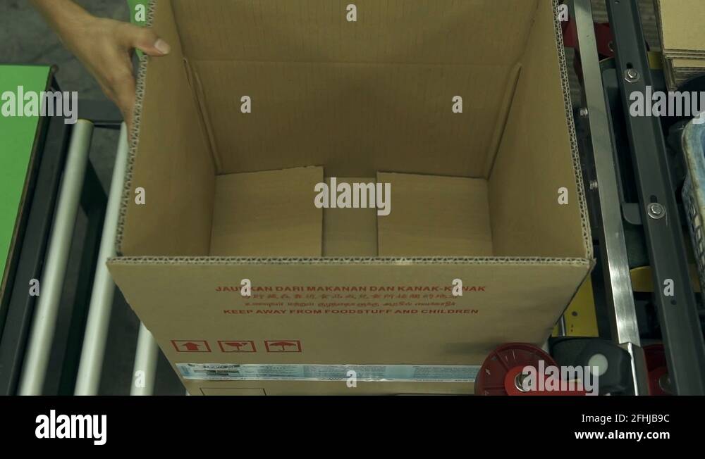 Paperboard box Stock Videos & Footage - HD and 4K Video Clips - Alamy