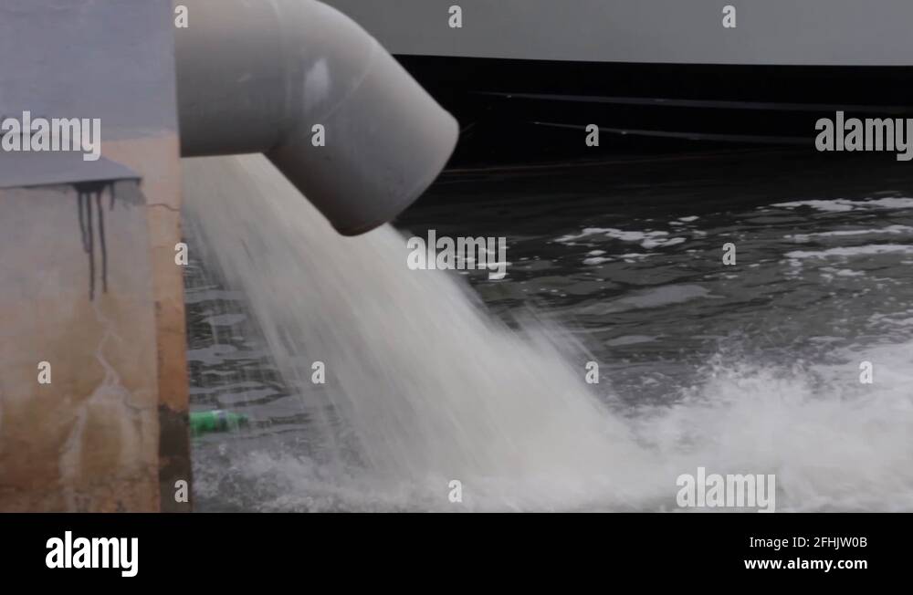 Sea discharge pipe Stock Videos & Footage - HD and 4K Video Clips - Alamy