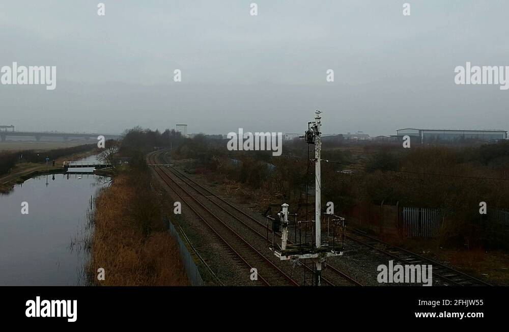 Signal wings Stock Videos & Footage - HD and 4K Video Clips - Alamy