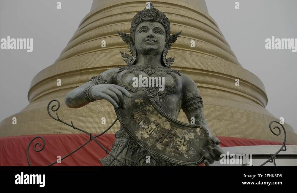 Back of statue Stock Videos & Footage - HD and 4K Video Clips - Alamy