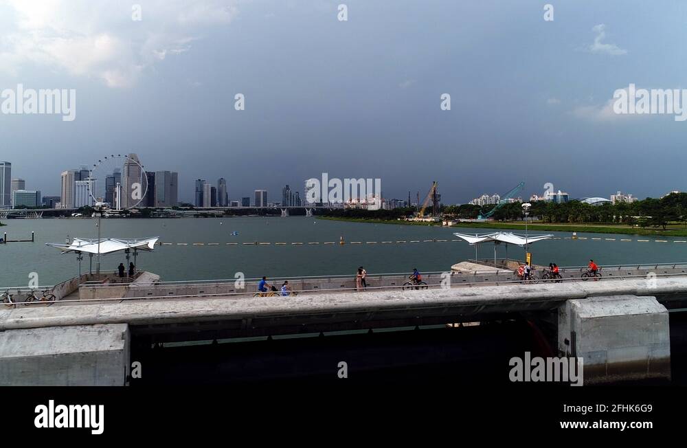 Barrage bridge Stock Videos & Footage - HD and 4K Video Clips - Alamy